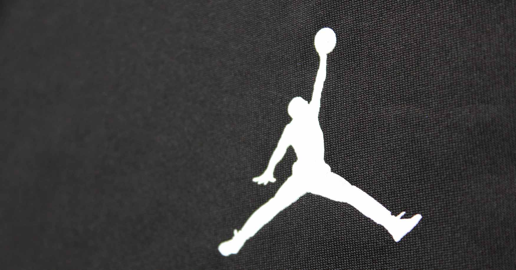 A Slam Dunk on the Greens: The Rise of Michael Jordan's Golf Clothing ...